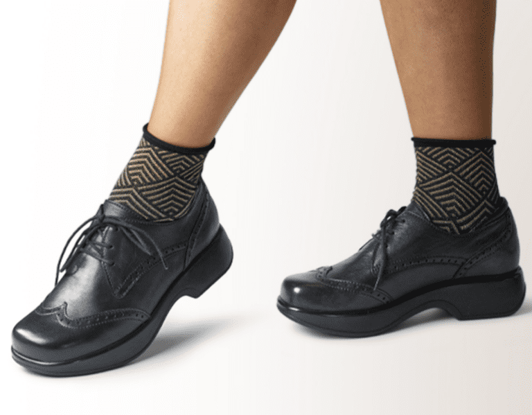 Hallux Rigidus Shoes (and Hallux Limitus) - 5 Solid Options