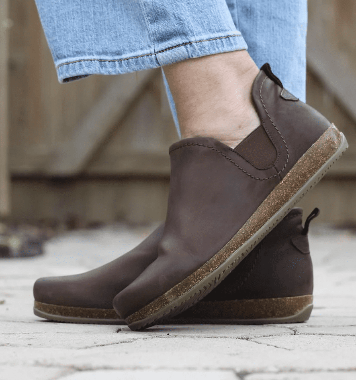 7 Best Comfortable Chelsea Boots for Women With Foot Pain